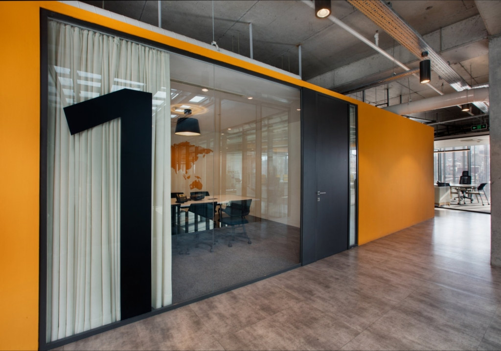 Netlog Logistics Offices - Istanbul | Office Snapshots