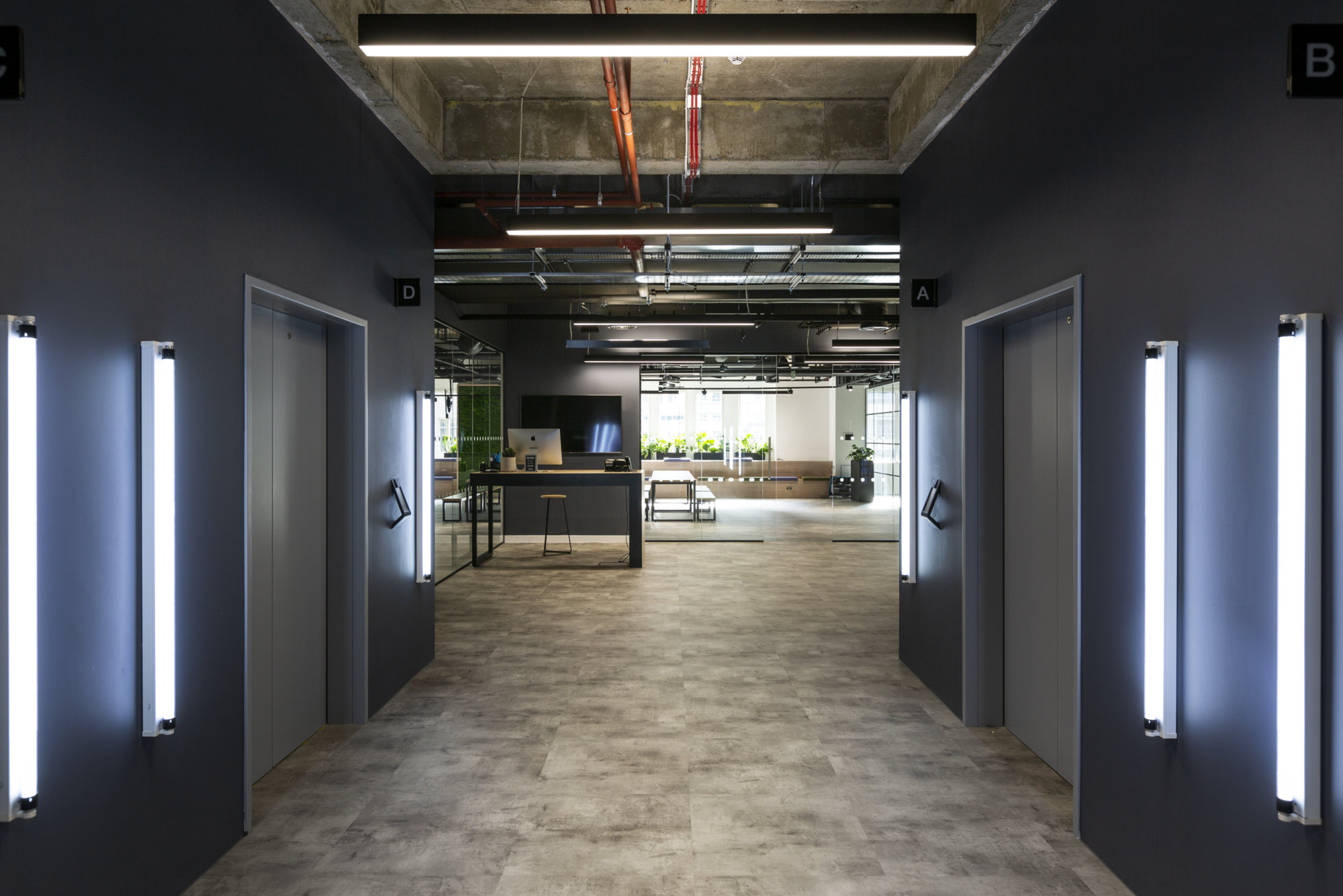 Revolut Offices - London - Office Snapshots