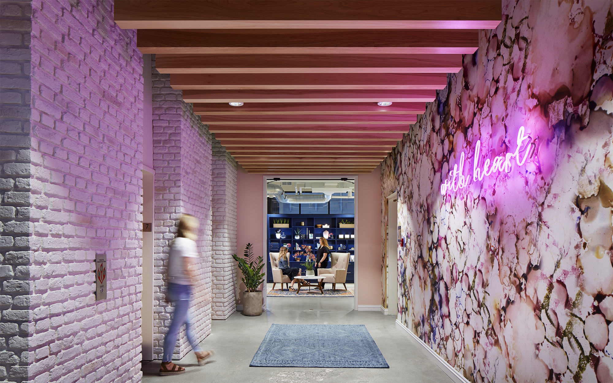 Evereve Offices - Edina | Office Snapshots