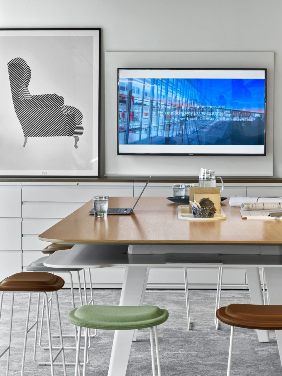 Haworth Ancillary Hi Pad | Office Snapshots