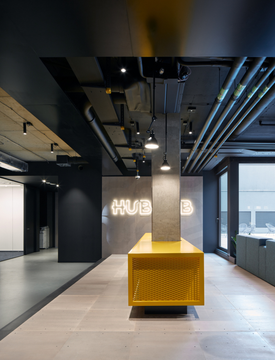 HubHub Offices - Prague | Office Snapshots