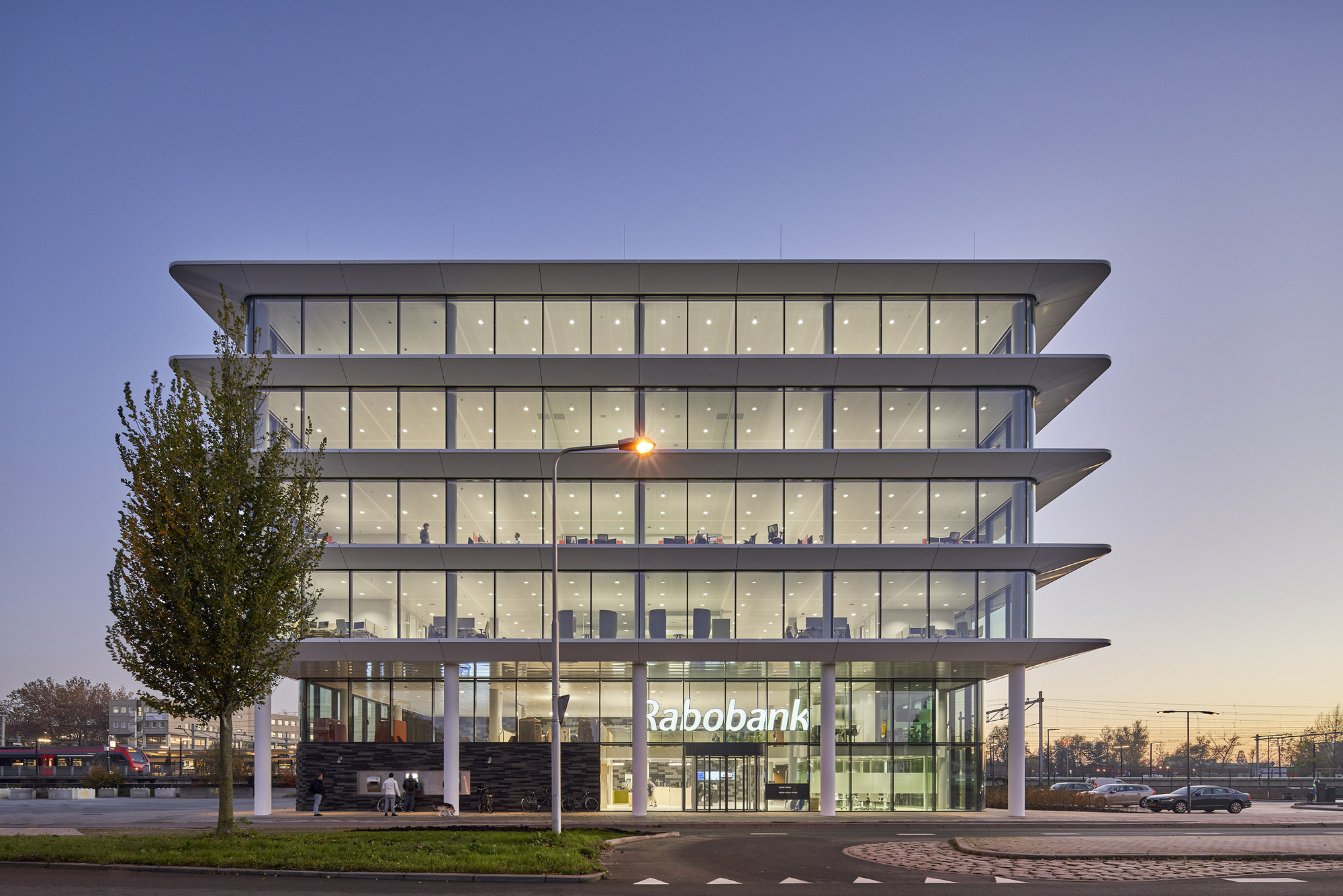 Rabobank Gouwestreek Offices - Gouda | Office Snapshots