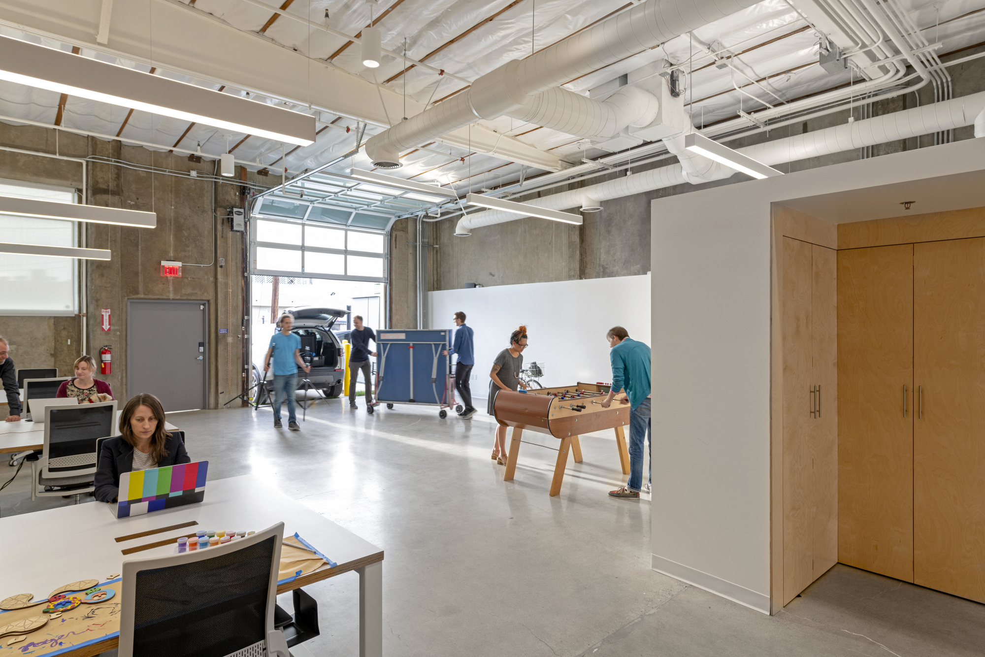 Roger.TV Offices - Los Angeles | Office Snapshots