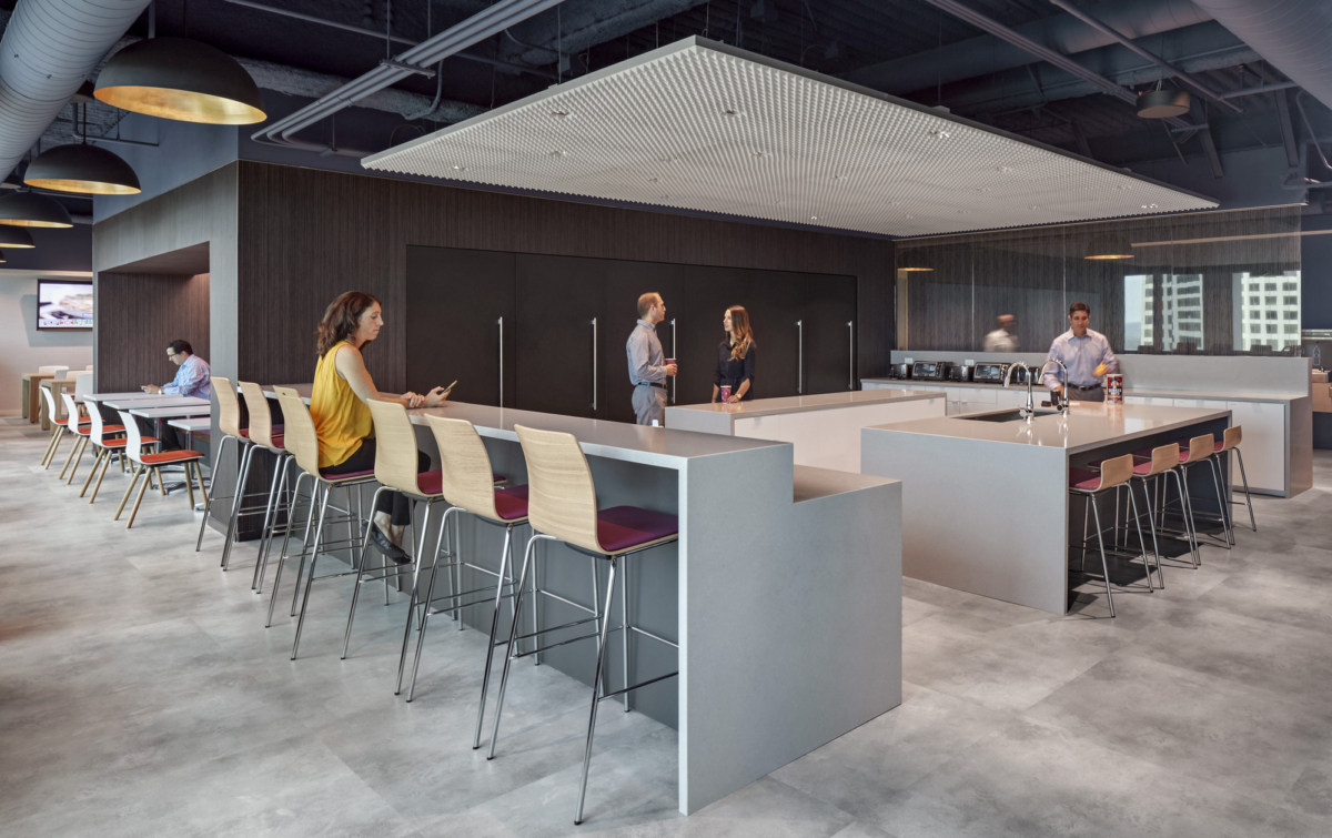 Conning Offices - Hartford | Office Snapshots