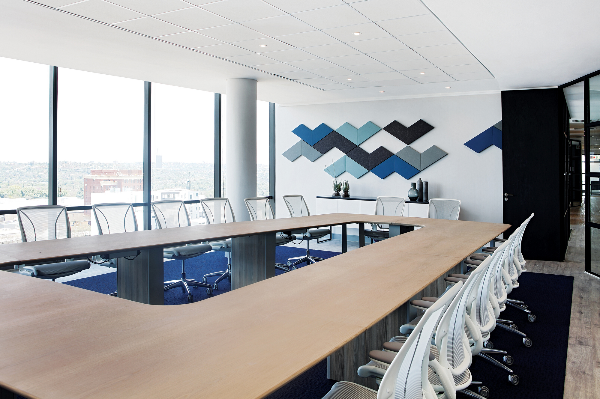 Hannover Re Offices - Johannesburg | Office Snapshots