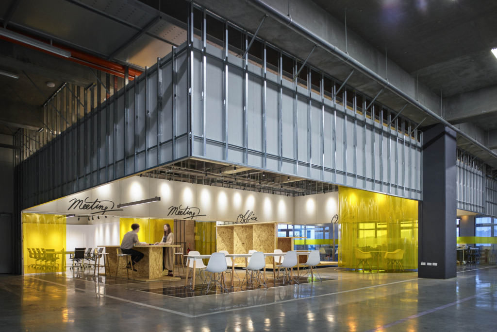 Logistic Republic Automation Warehouse - New Taipei City | Office Snapshots