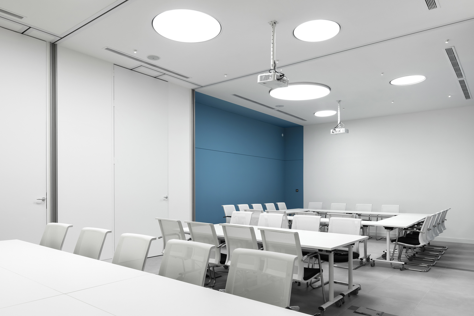 Olympus Offices - Moscow | Office Snapshots