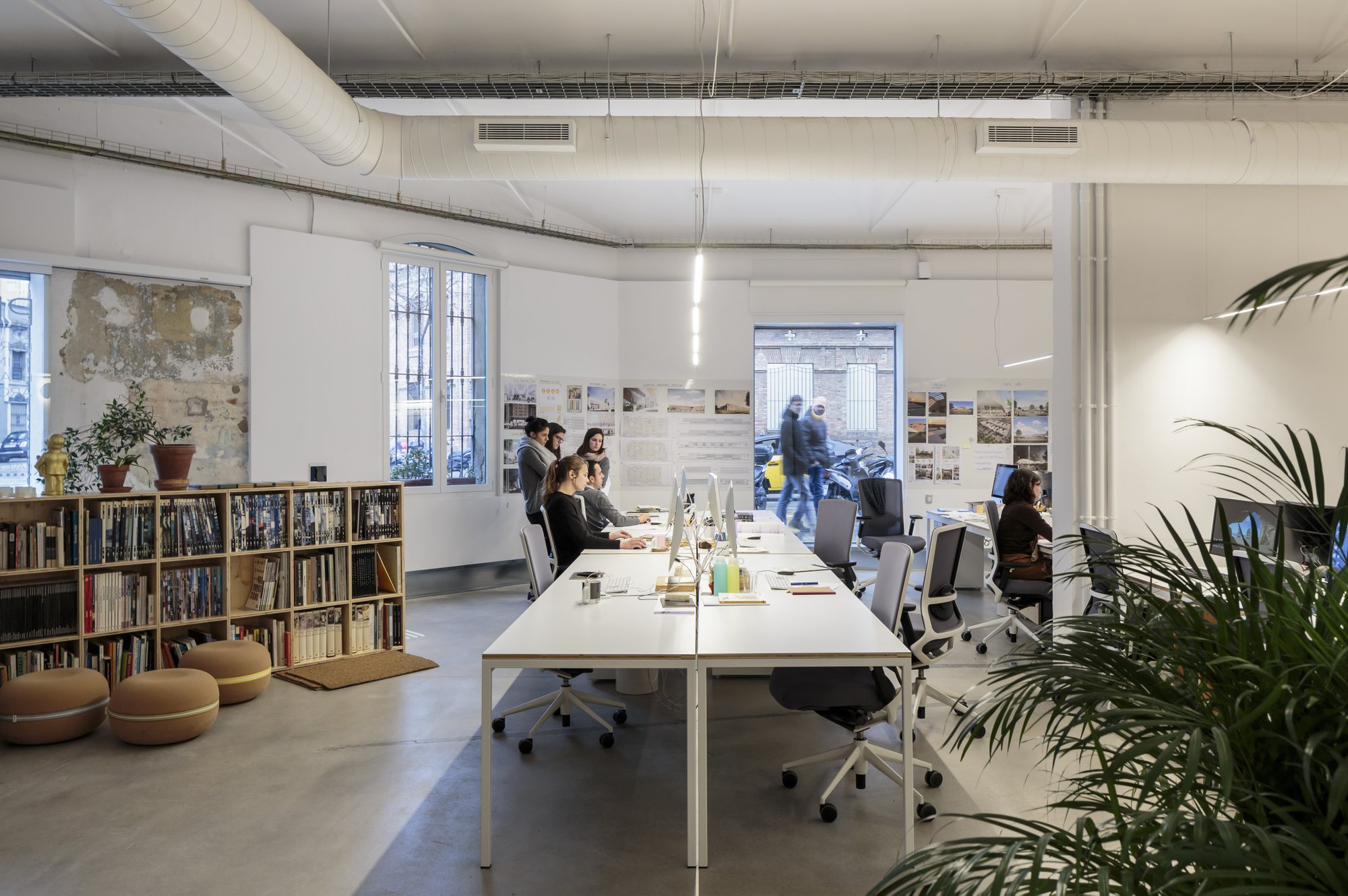 PMMT Forward Thinking Healthcare Architecture Offices - Barcelona ...