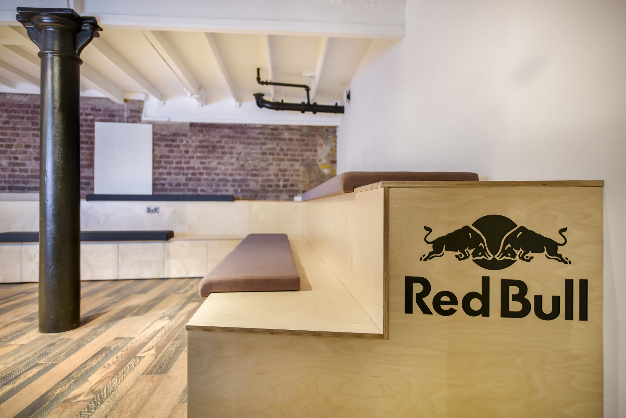 Red Bull Offices - London | Office Snapshots