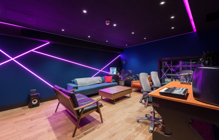 Red Bull Offices - London | Office Snapshots