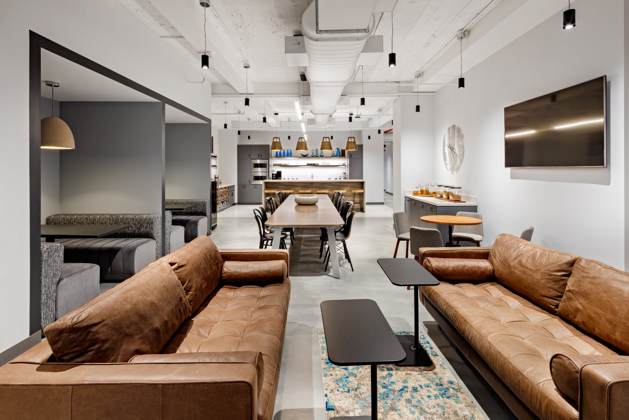 Atrium Offices - New York City | Office Snapshots