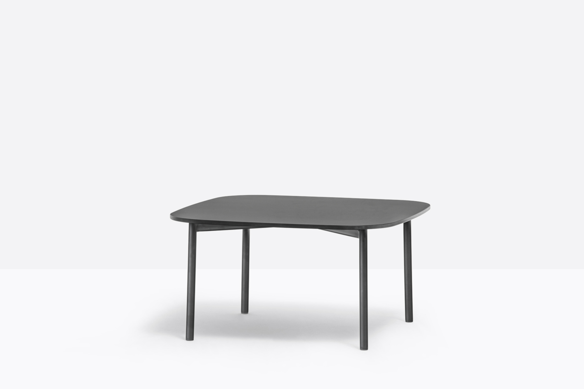 Pedrali Buddy Table | Office Snapshots