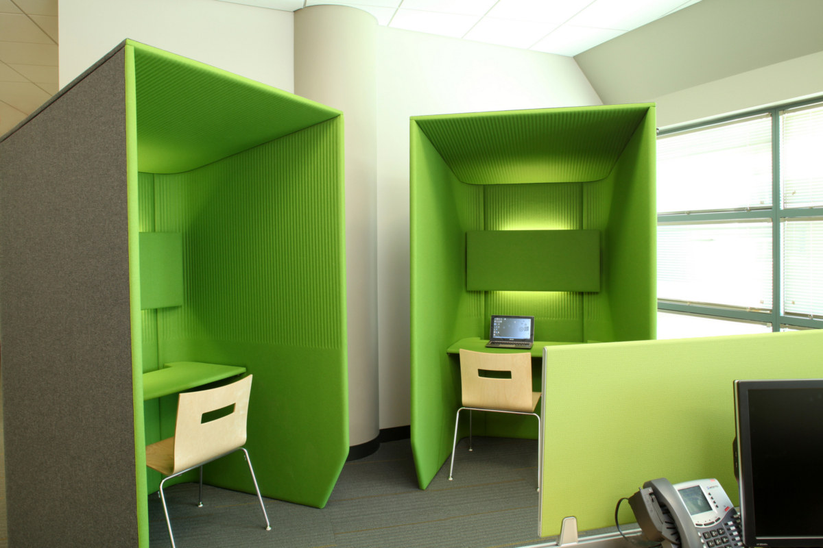 BuzziSpace BuzziBooth | Office Snapshots