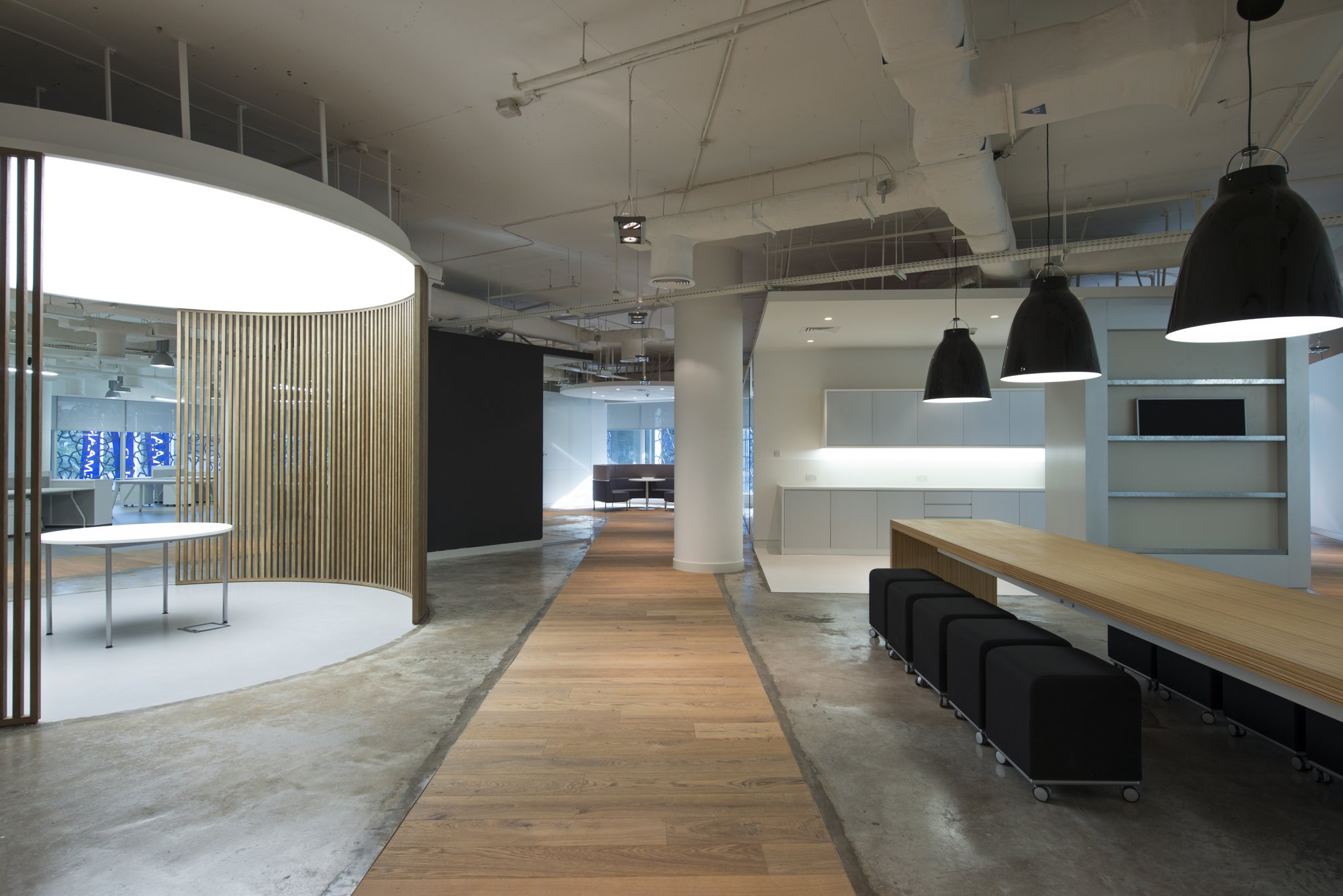 Emaar Properties Offices - Dubai | Office Snapshots