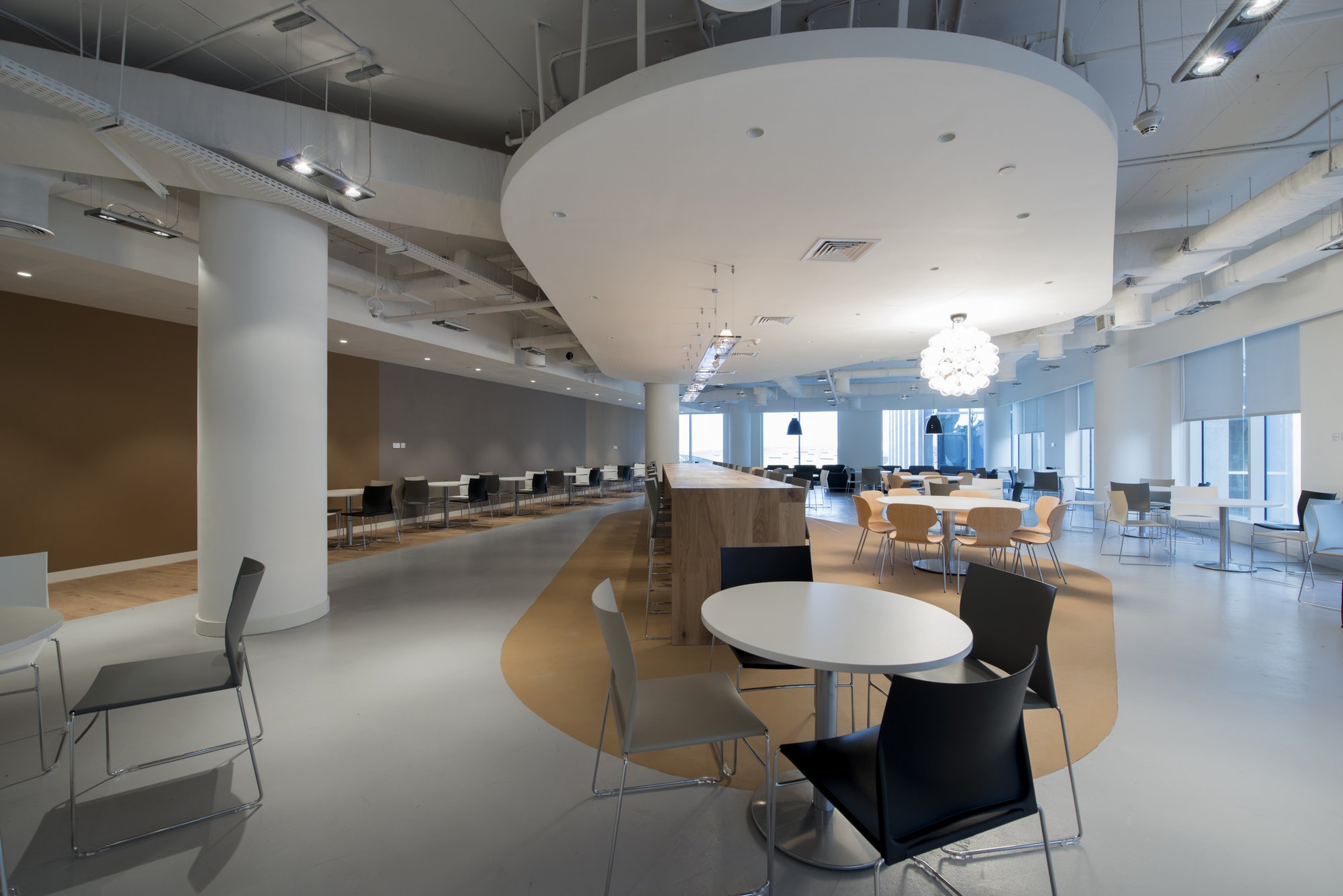 Emaar Properties Offices - Dubai | Office Snapshots