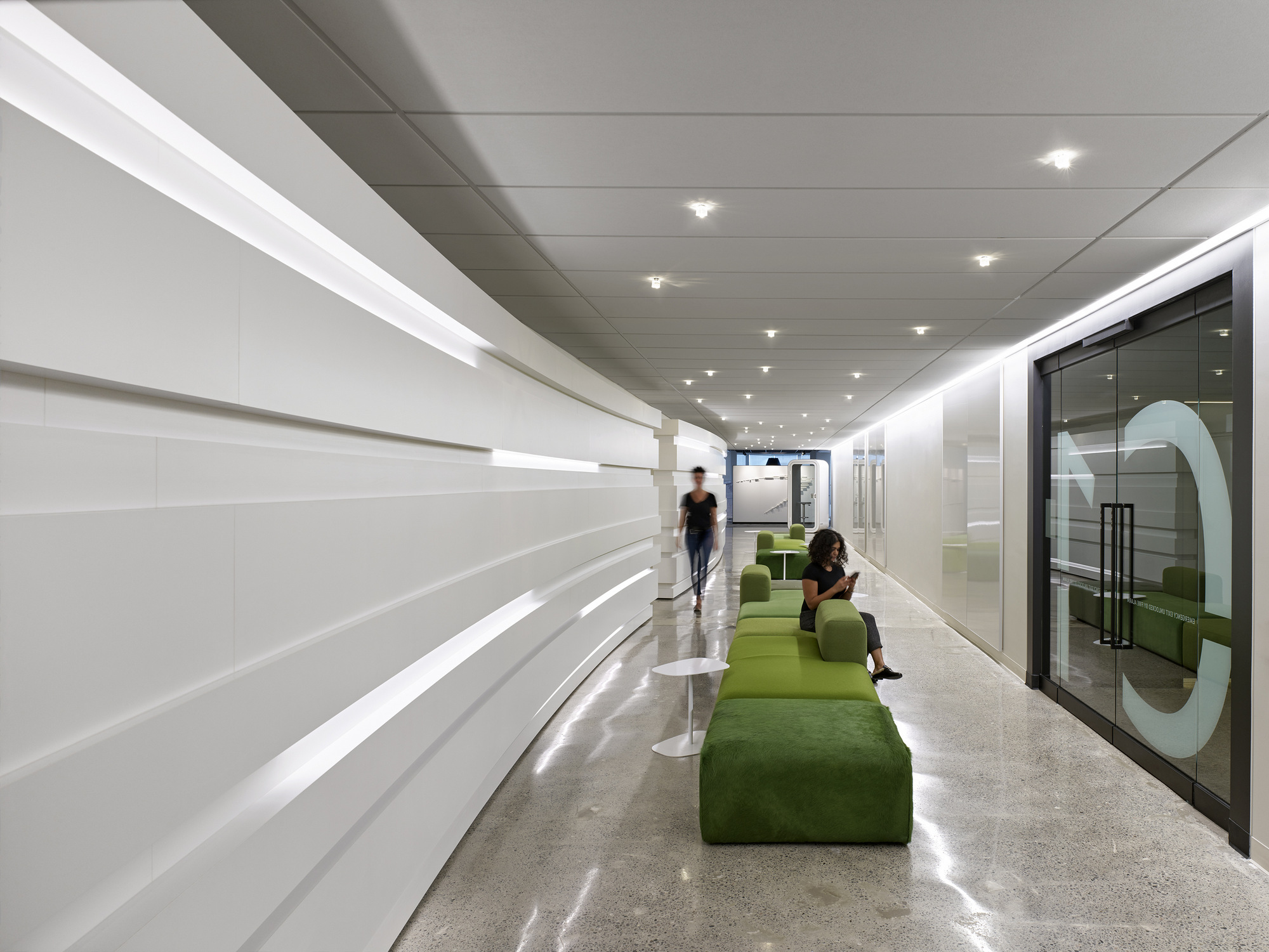 Capital One Offices - Toronto | Office Snapshots