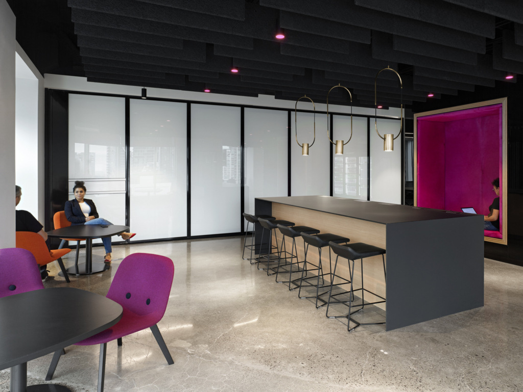 Capital One Offices - Toronto | Office Snapshots