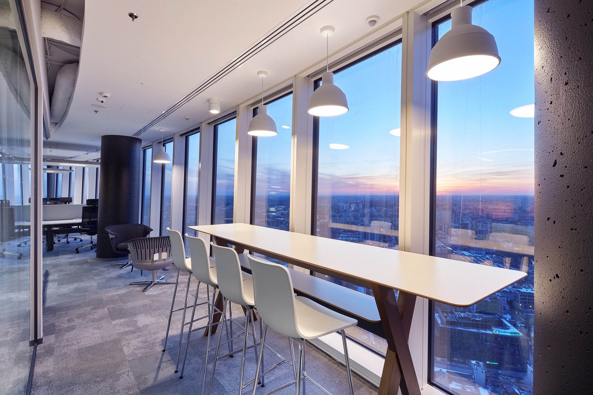 HL Tech Offices - Warsaw | Office Snapshots