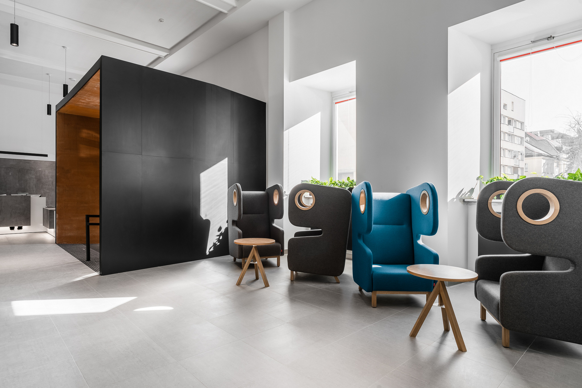 National Chamber of Commerce Offices - Warsaw | Office Snapshots