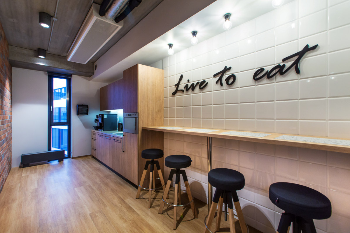 Continental Offices - Warsaw | Office Snapshots