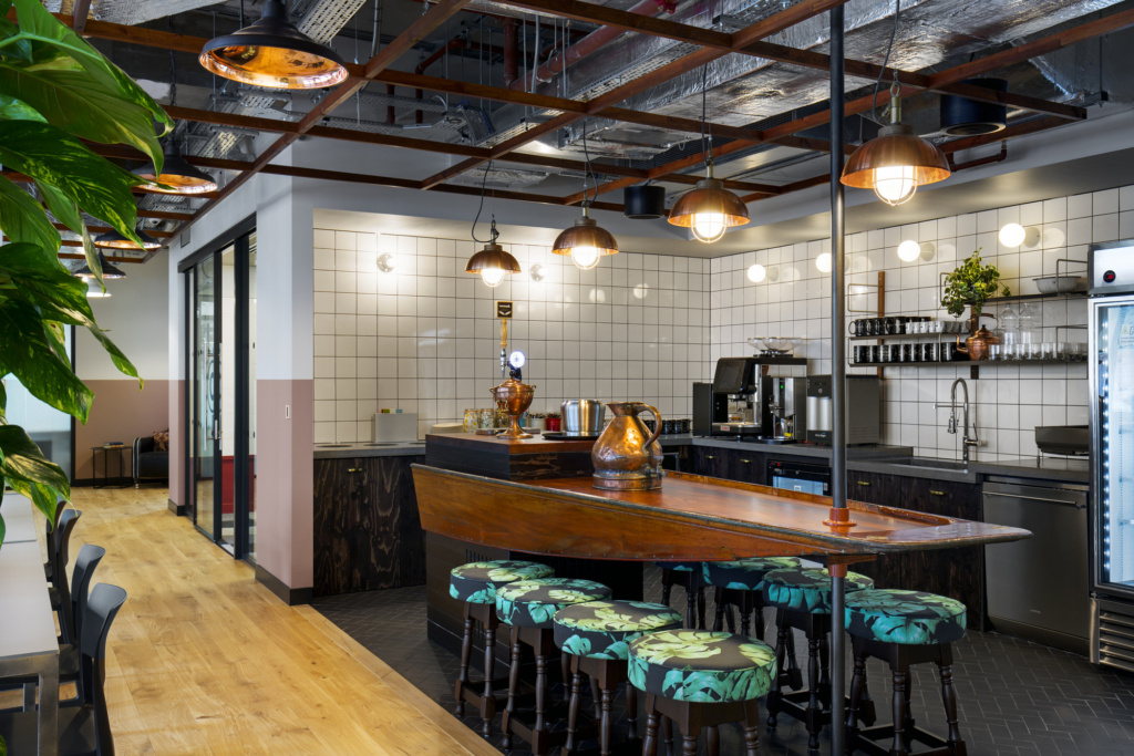 WeWork - Waterhouse Square Coworking Offices - London | Office Snapshots