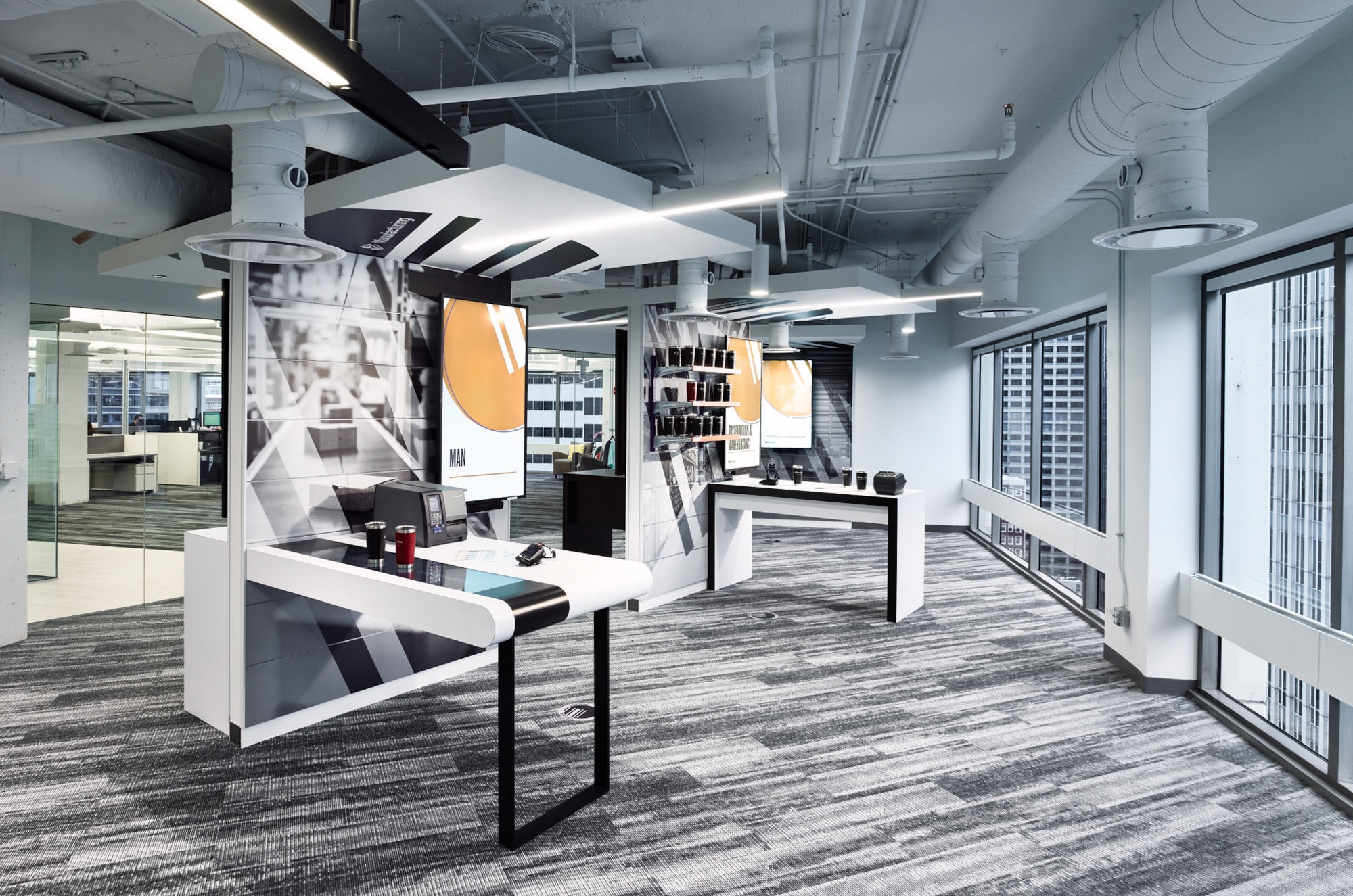 Barcodes Offices - Chicago | Office Snapshots