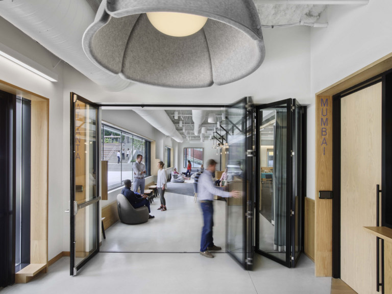 Turner Broadcasting Headquarters - Atlanta | Office Snapshots