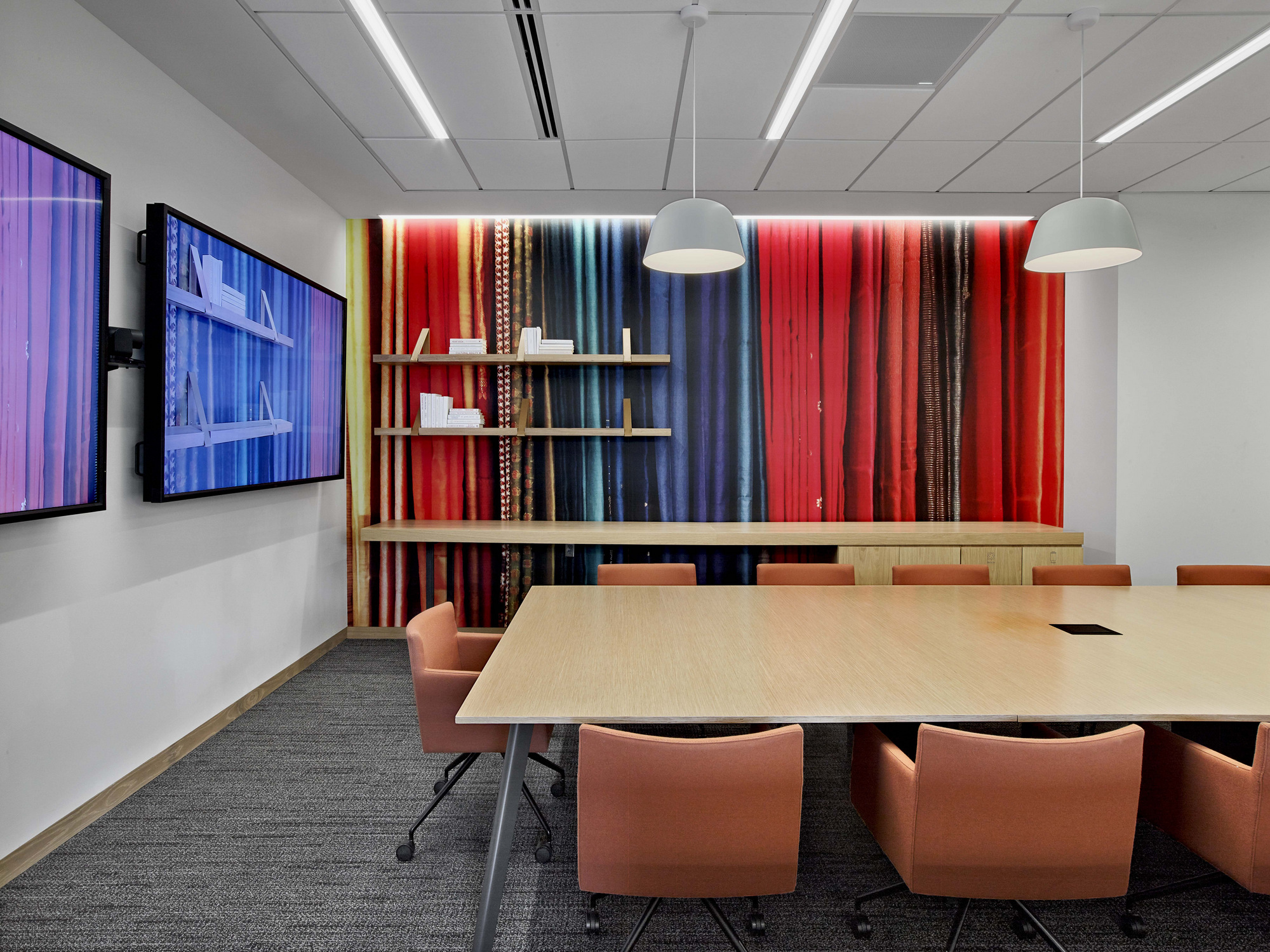 Turner Broadcasting Headquarters - Atlanta | Office Snapshots