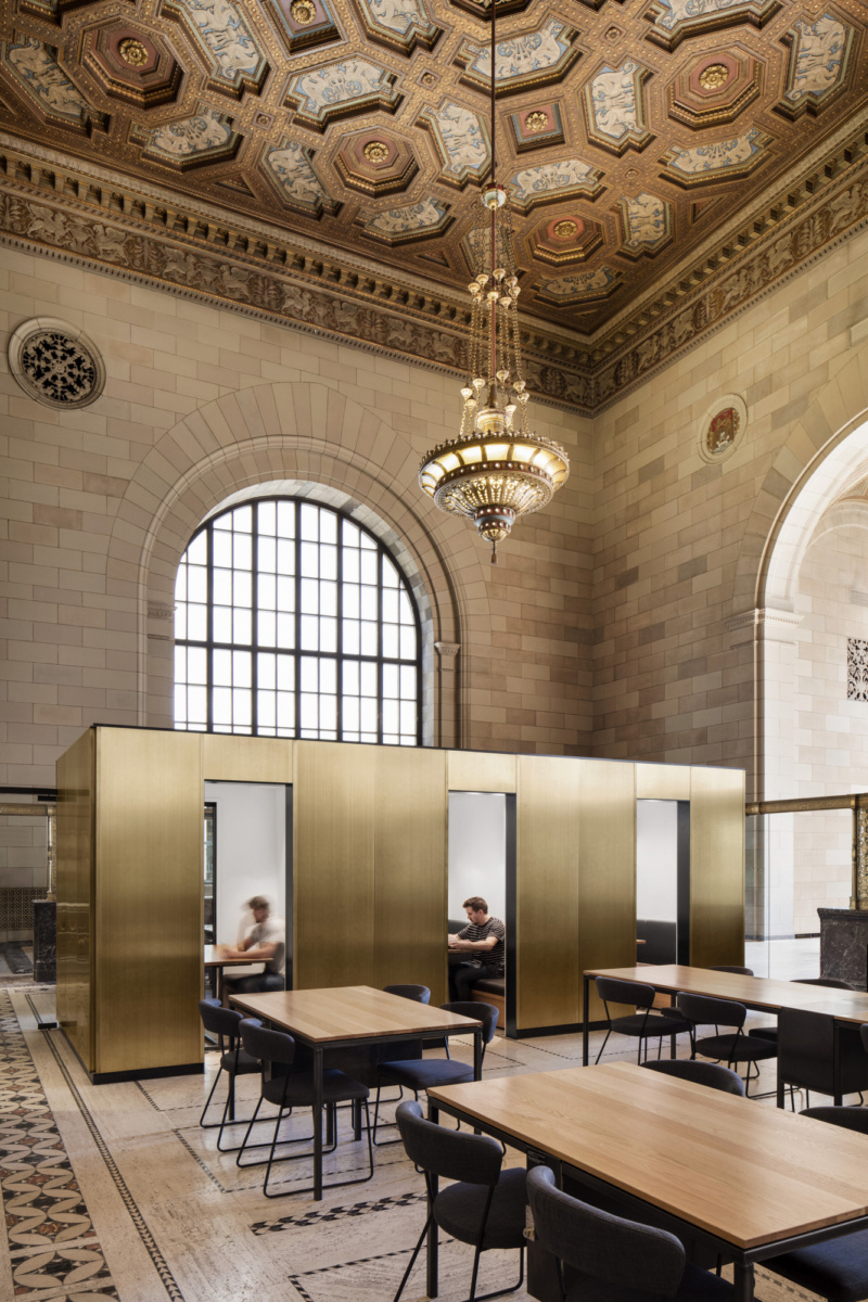 Crew Collective Offices - Montréal | Office Snapshots