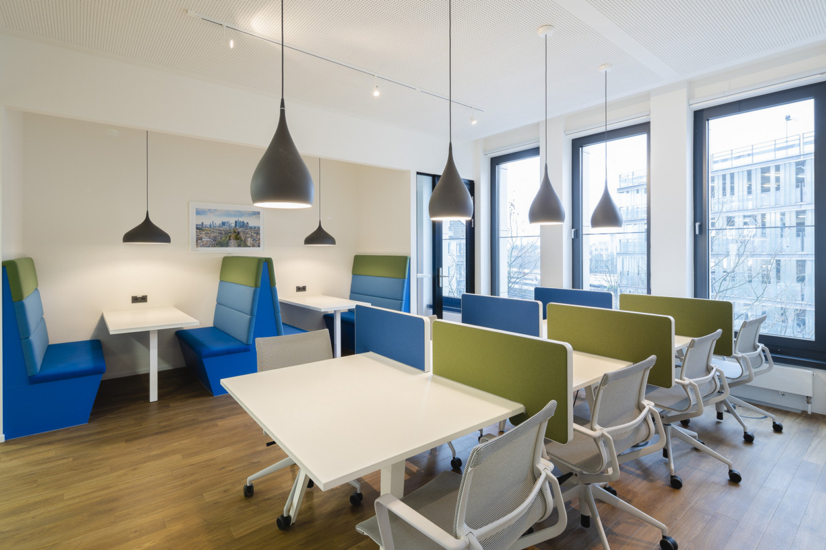 Regus Coworking Offices - Hamburg | Office Snapshots