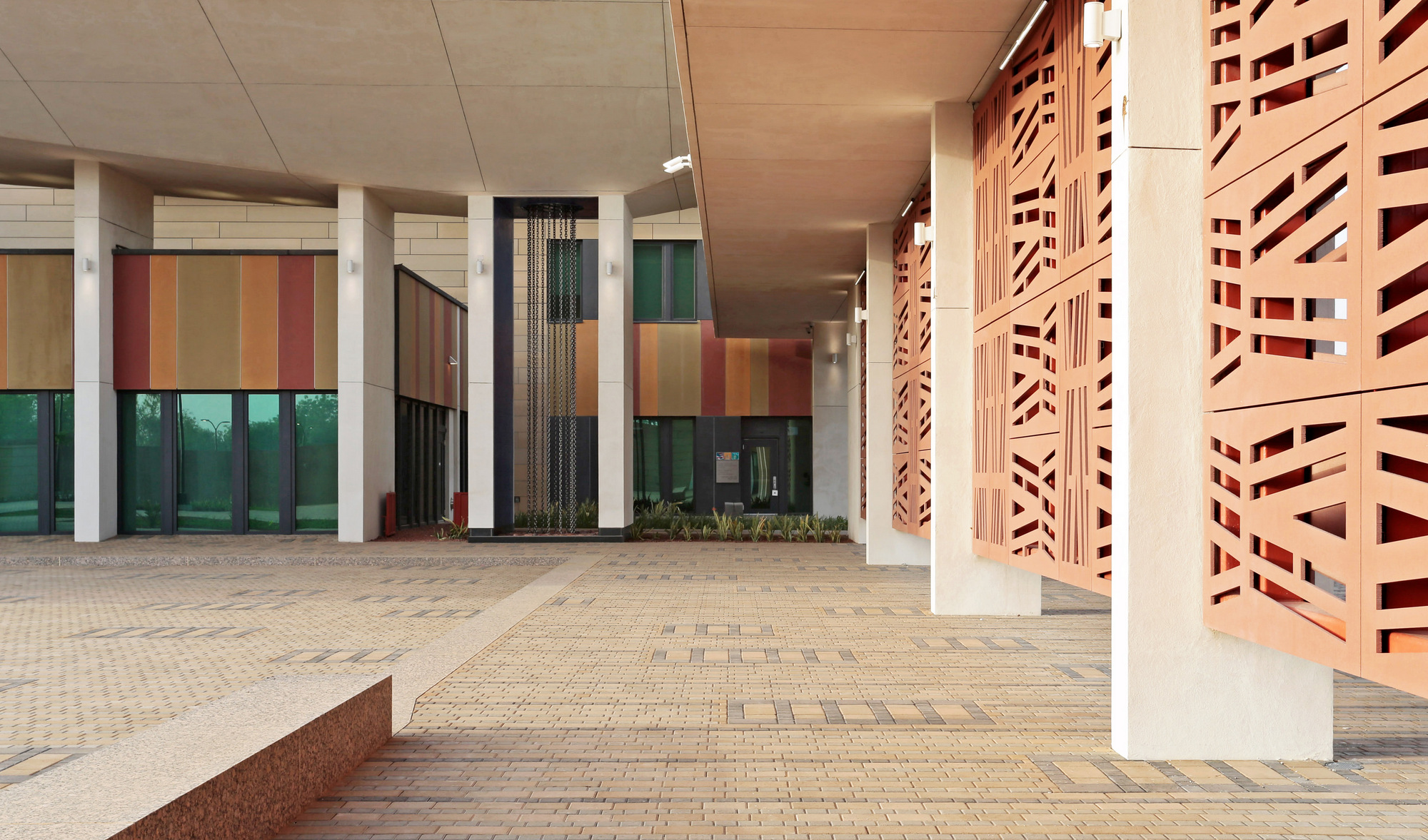 U.S. Embassy Offices - N’Djamena | Office Snapshots