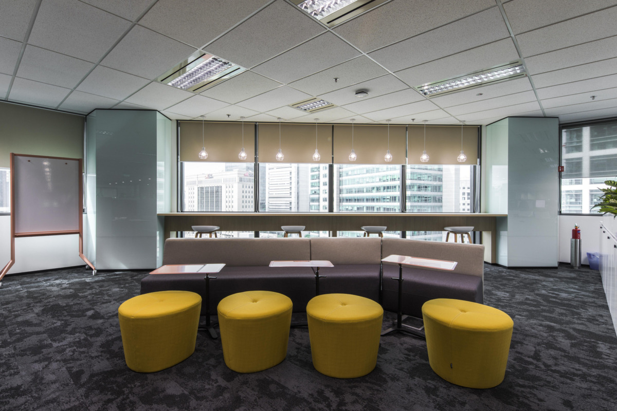 Manulife Offices - Singapore | Office Snapshots