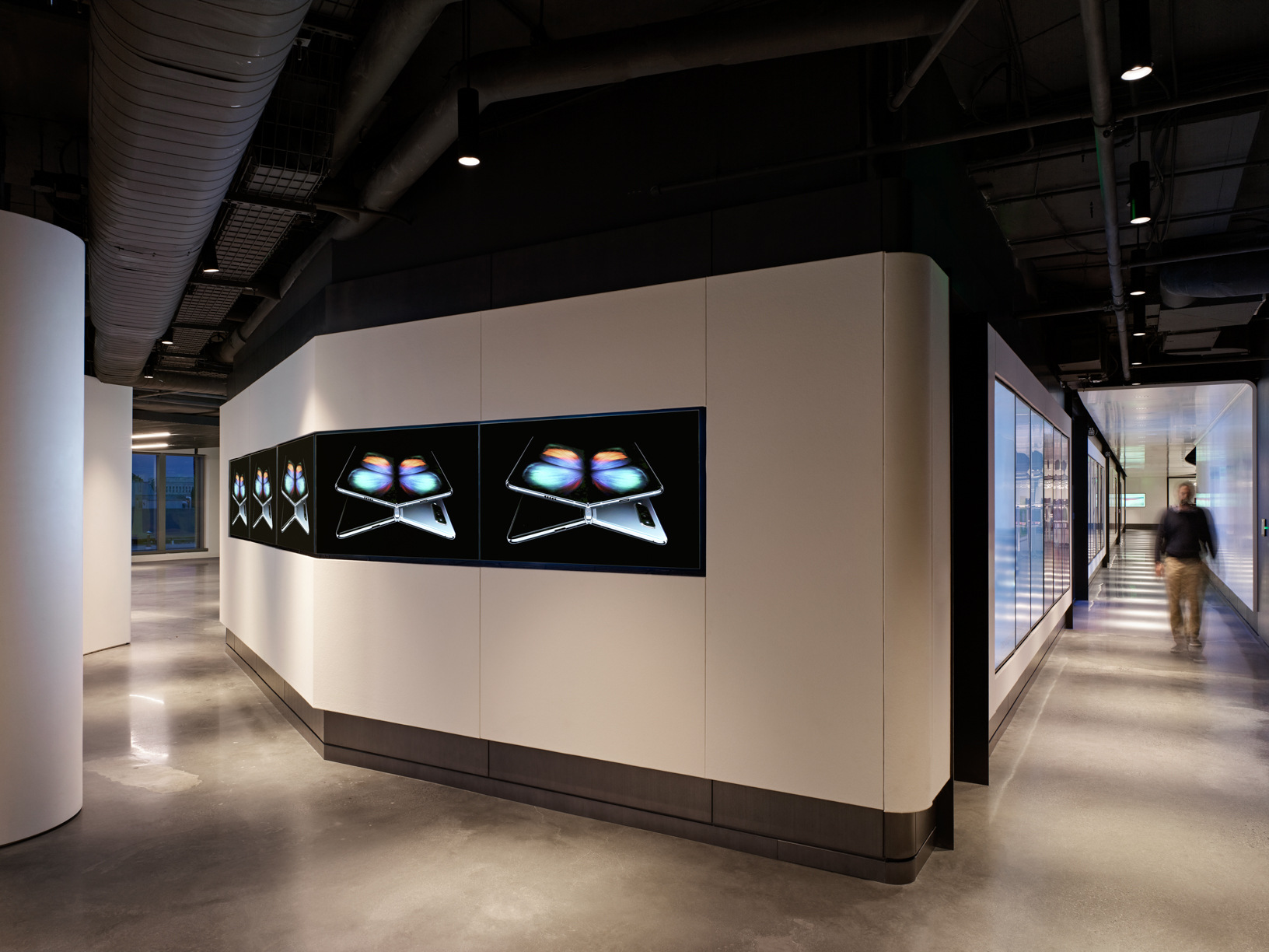 Samsung Offices - Washington DC | Office Snapshots