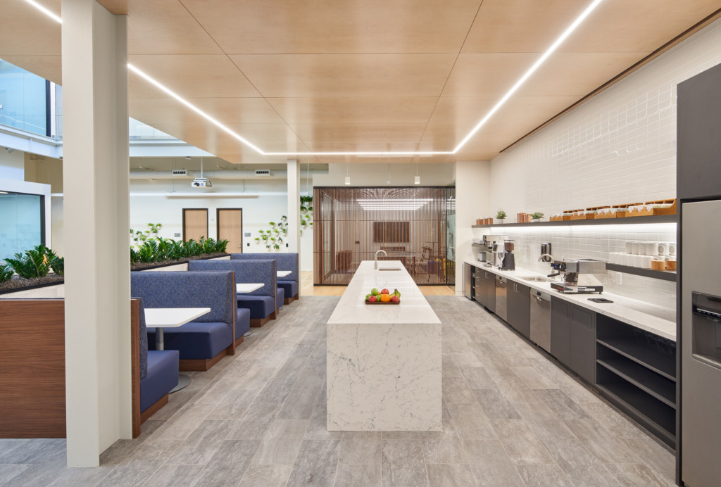 VMware Promontory Headquarters - Palo Alto | Office Snapshots