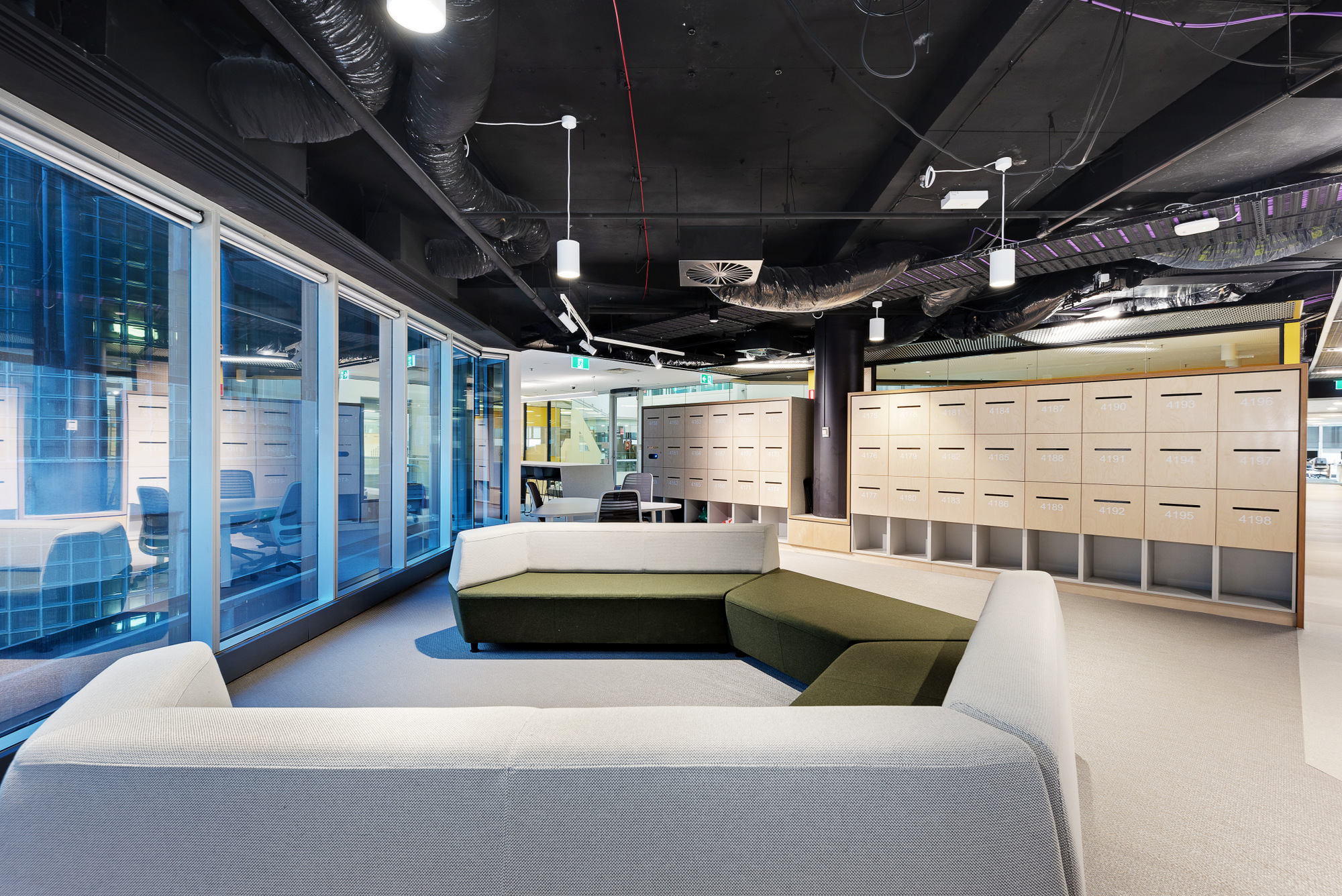 Roads and Maritime Services Offices - Sydney | Office Snapshots
