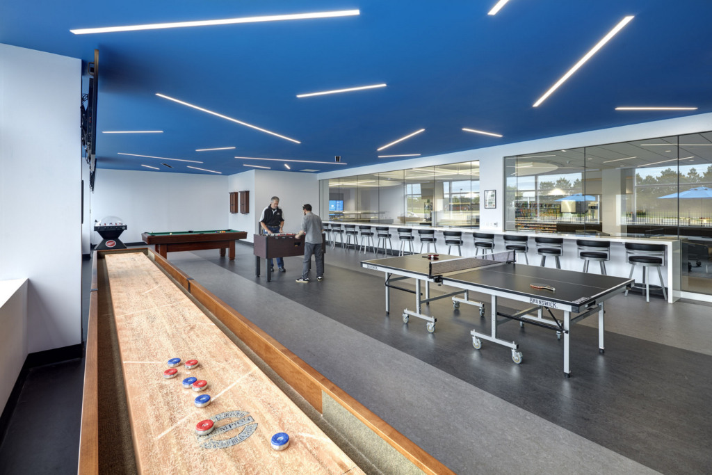 Williams International Offices - Pontiac | Office Snapshots