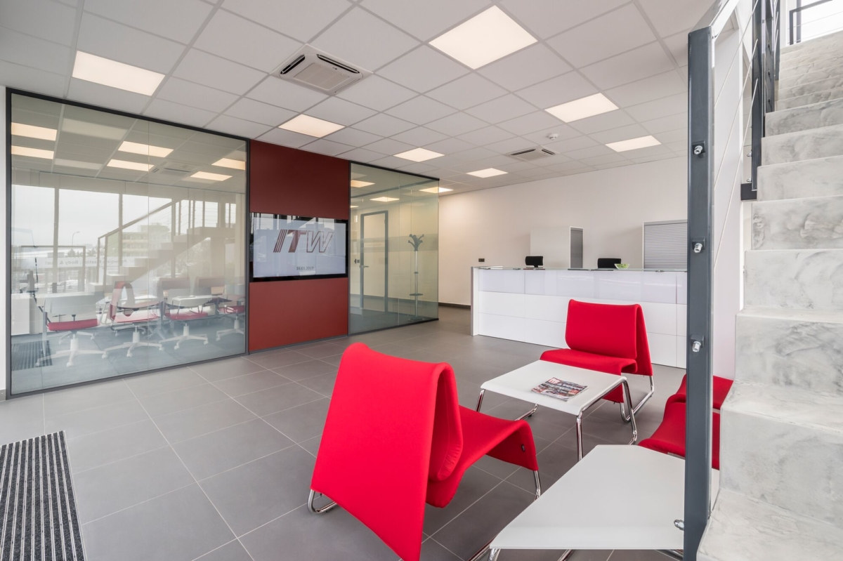 LIKO-S SMART-i-WALL | Office Snapshots