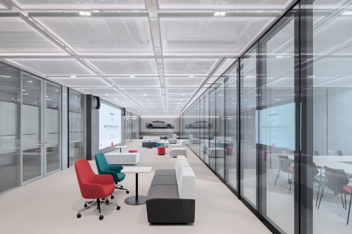 Porsche Headquarters - Shanghai | Office Snapshots
