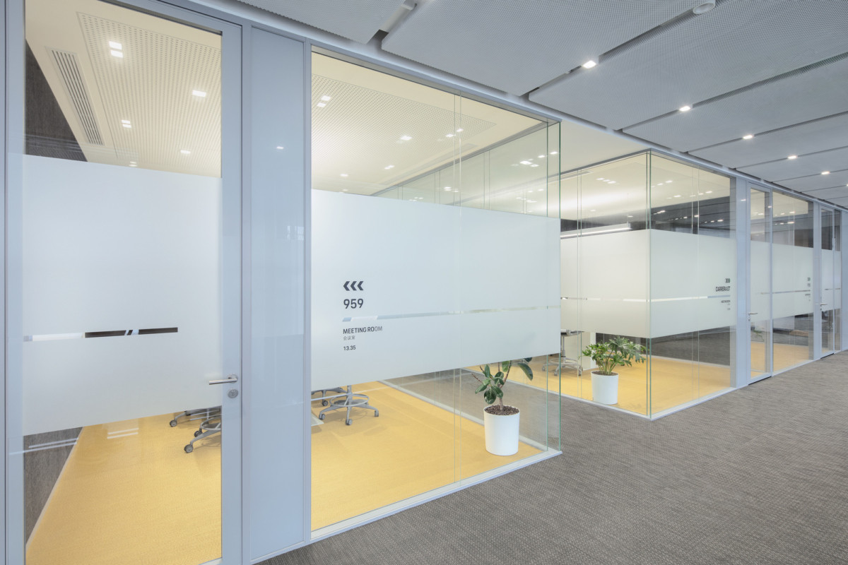 Porsche Headquarters - Shanghai | Office Snapshots
