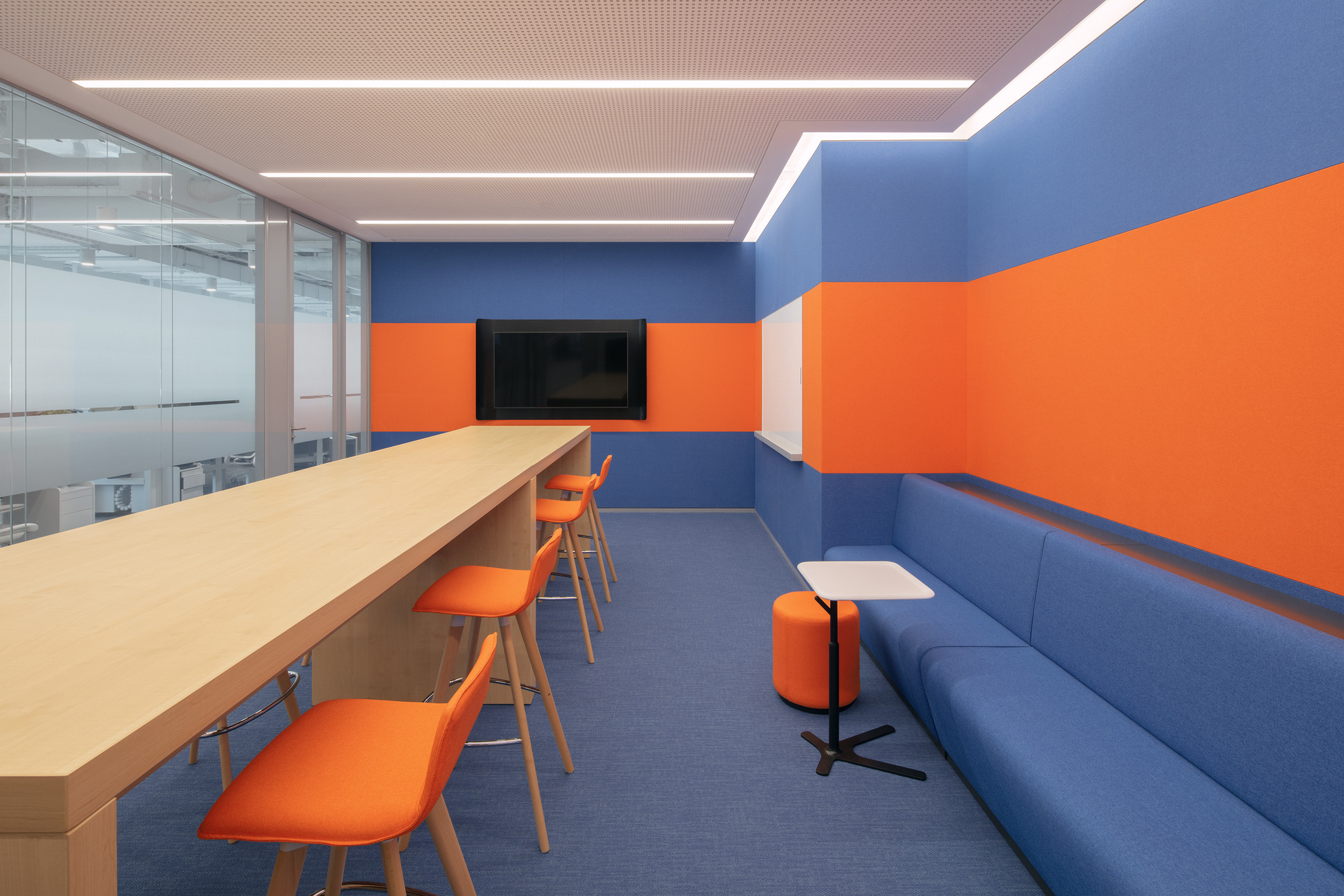Porsche Headquarters - Shanghai | Office Snapshots