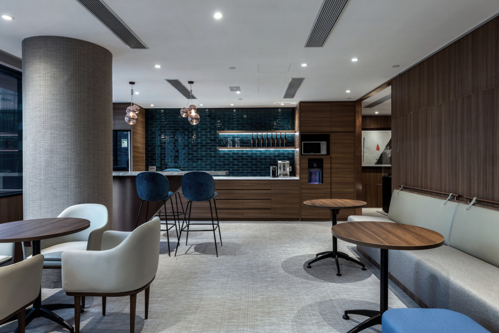 Venture Smart Offices - Hong Kong | Office Snapshots