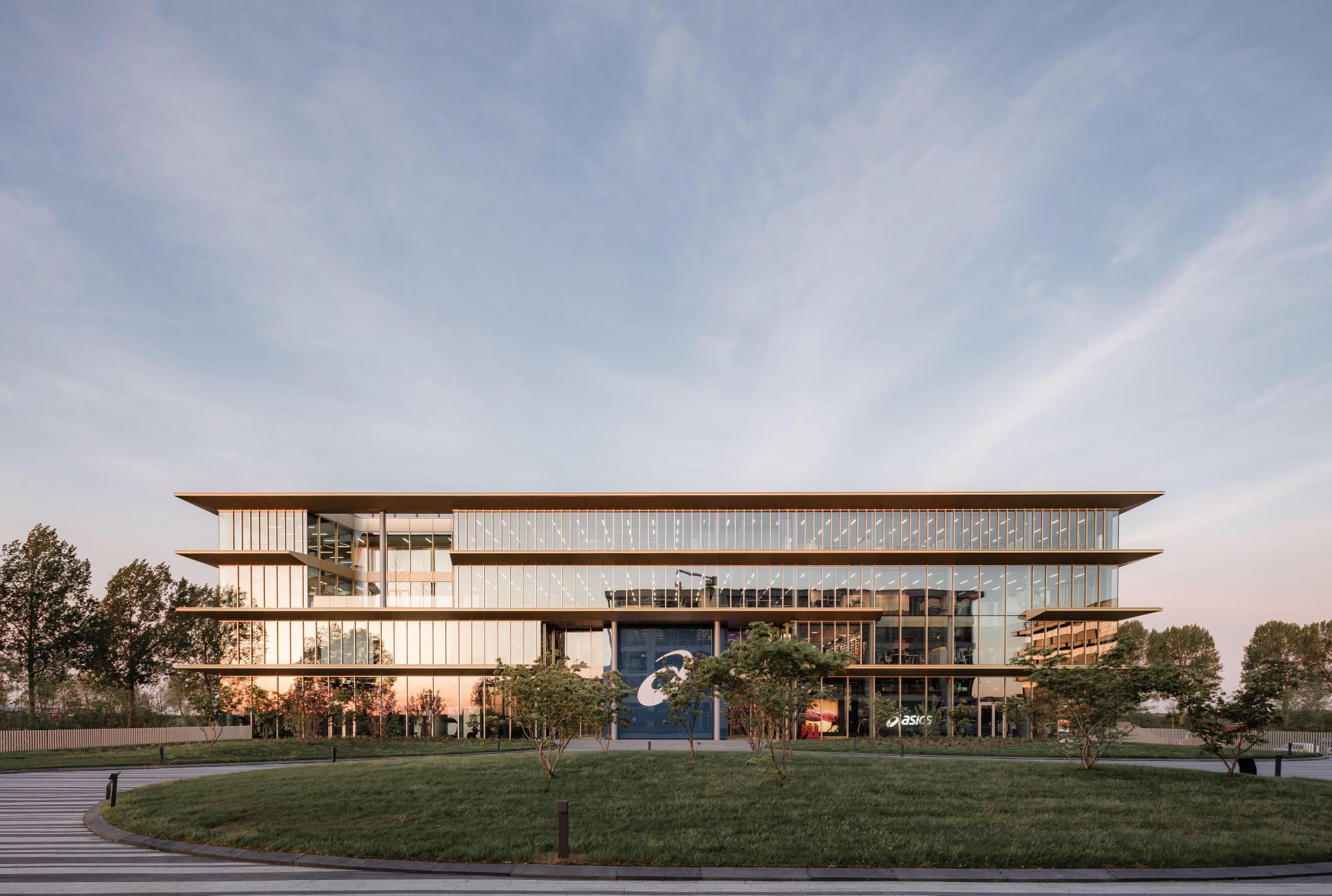 ASICS EMEA Headquarters - Hoofddorp | Office Snapshots