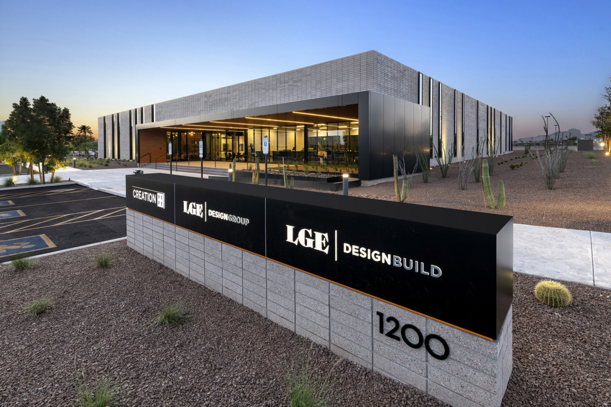 LGE Design Build Offices - Phoenix | Office Snapshots