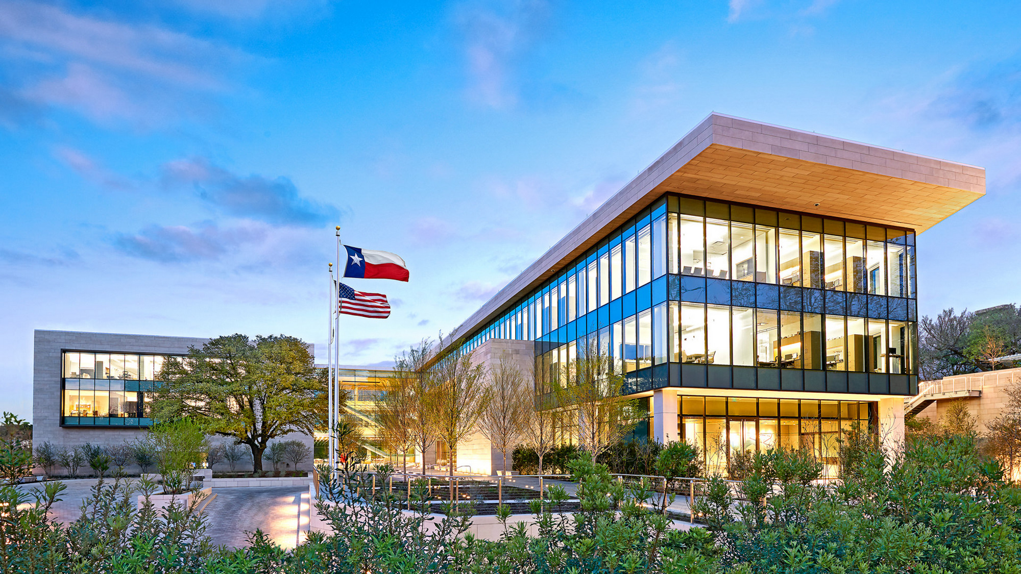Perot Family Offices - Dallas - Office Snapshots