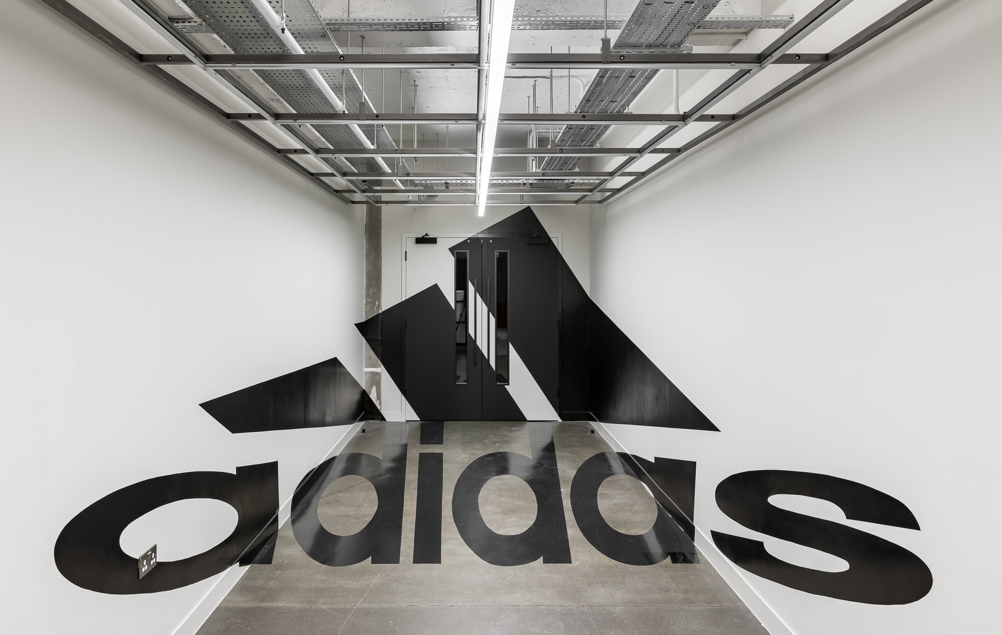 Adidas Offices - London | Office Snapshots