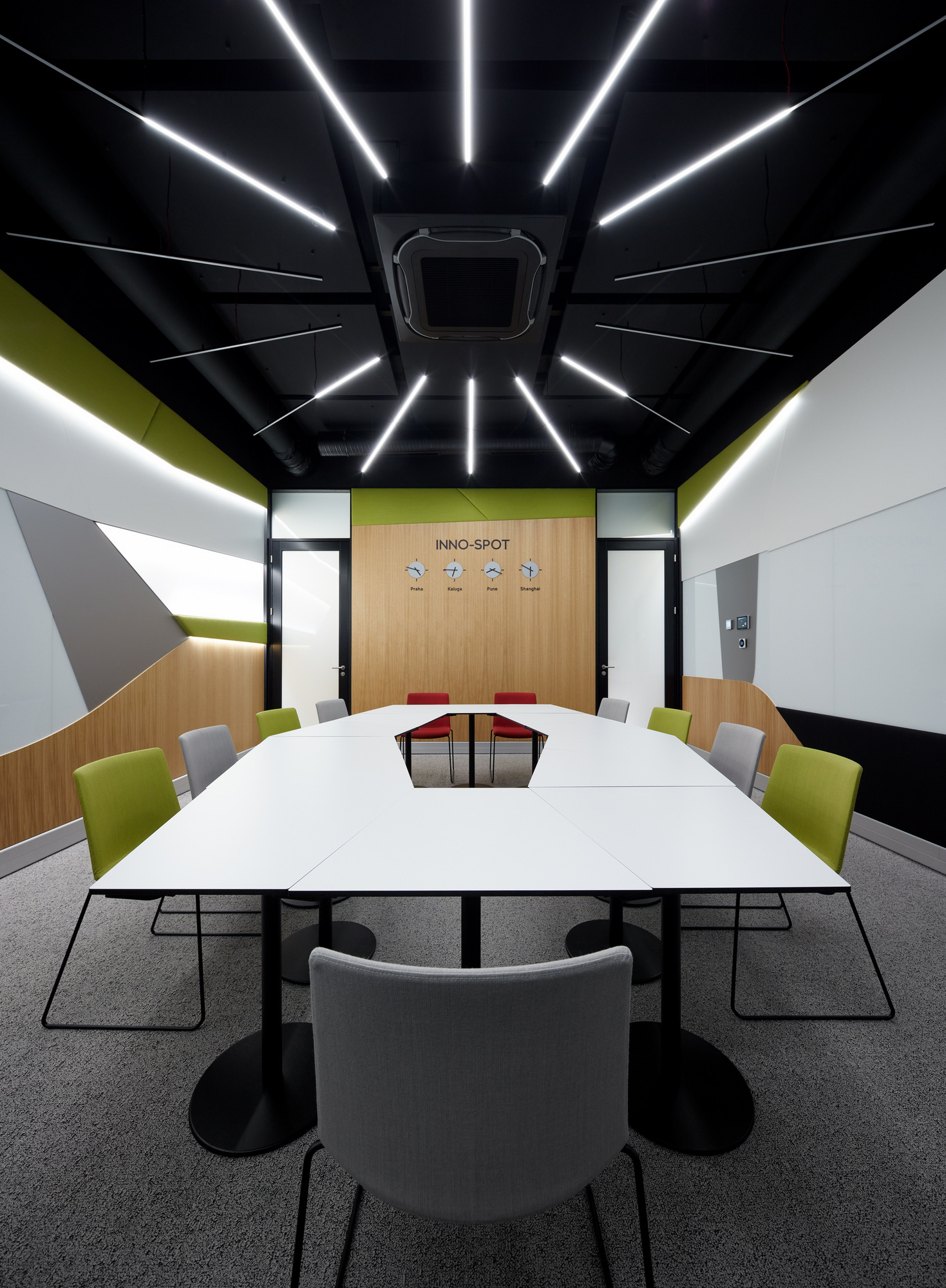 Škoda Auto Offices - Mladá Boleslav | Office Snapshots