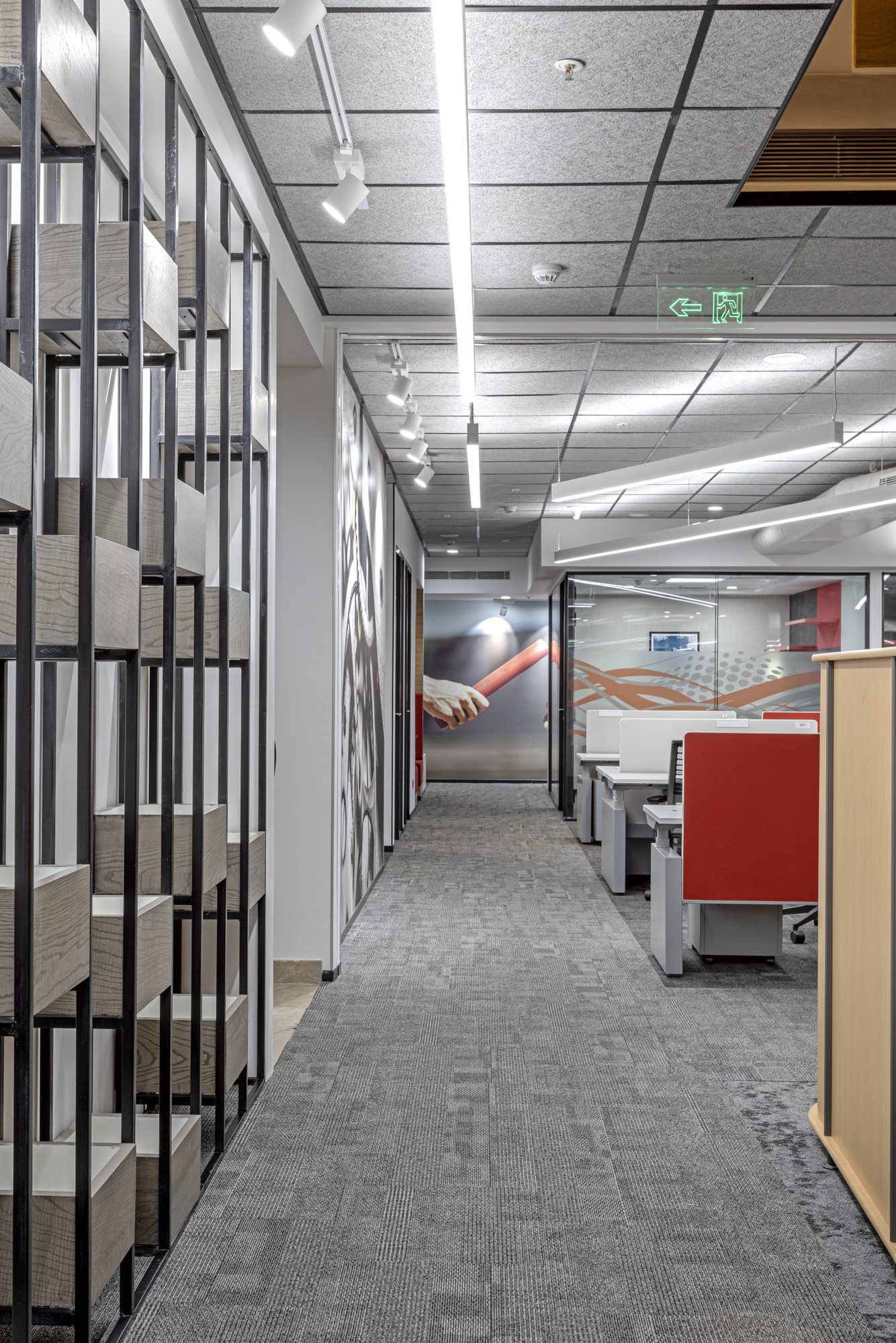 Bain Tak Centre Office - Gurgaon | Office Snapshots