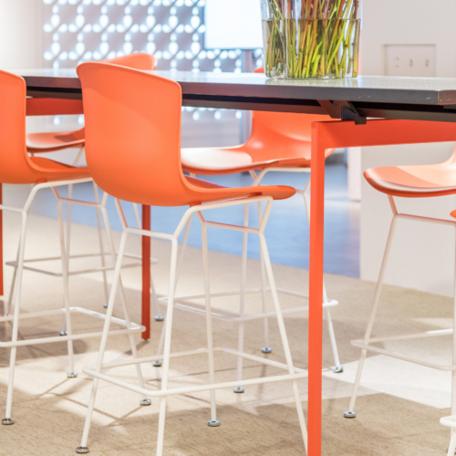 Knoll Bertoia Molded Shell Barstool | Office Snapshots