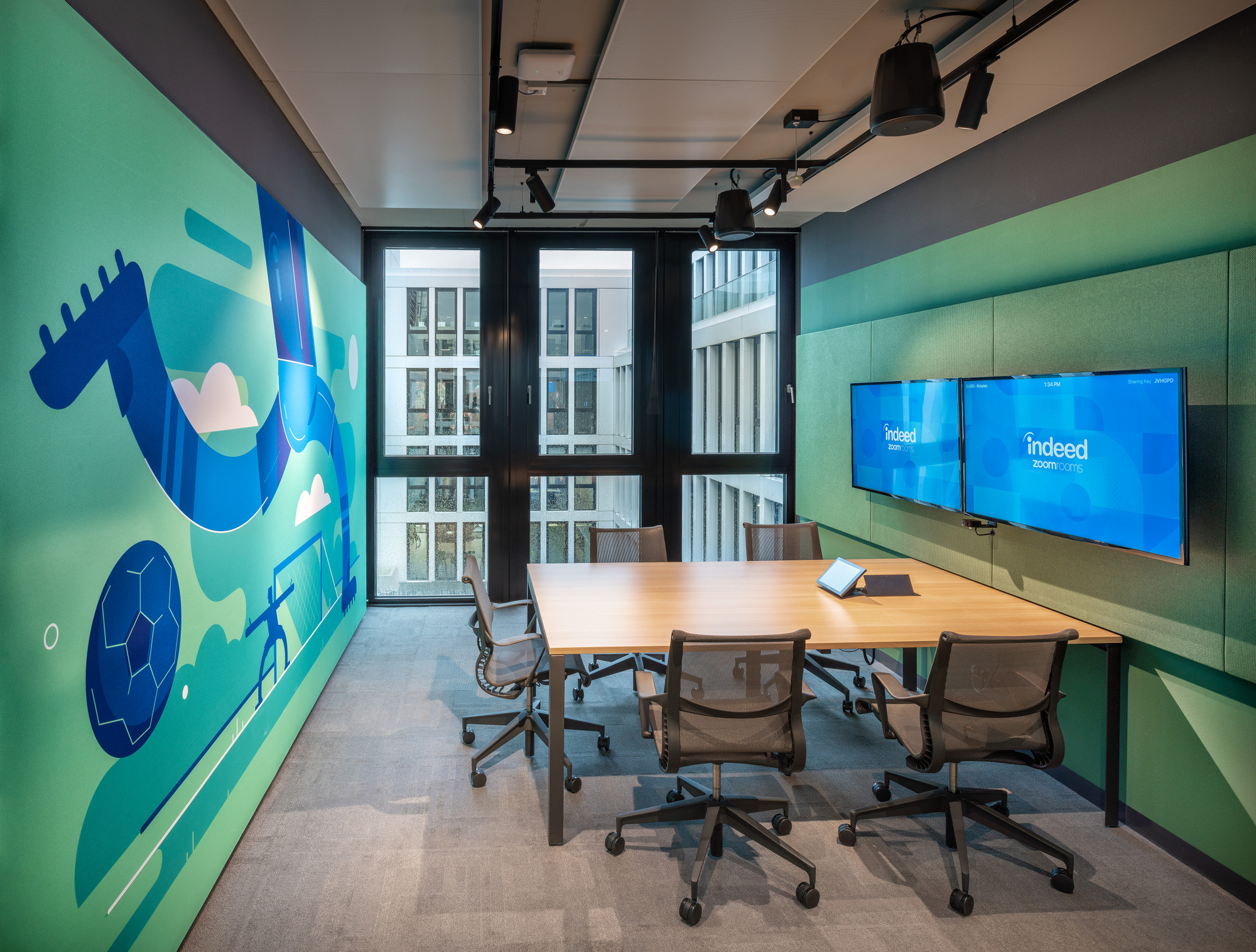Indeed Offices - Düsseldorf | Office Snapshots