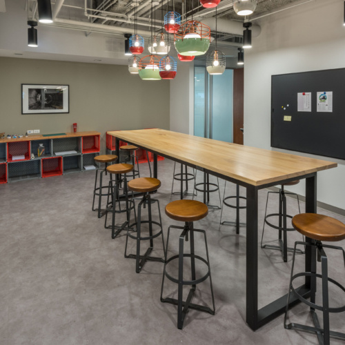 Custom Conference & Community Tables - Office Snapshots